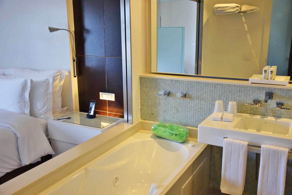 Hotel Unique - o mais ousado hotel de luxo de São Paulo | Lala Rebelo